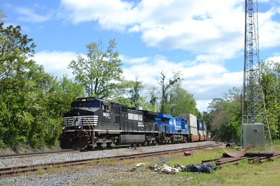 NS 8098 Conrail Heritage Unit Trailing On Train 227 – B-Line Railfan
