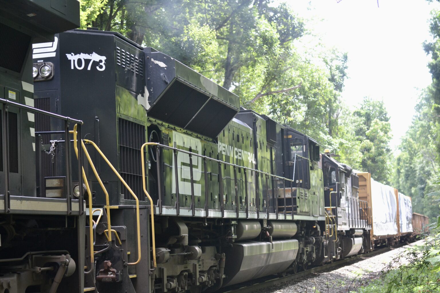 NS 12R with Penn Central and GP38-2 High Hood Trailing – B-Line Railfan